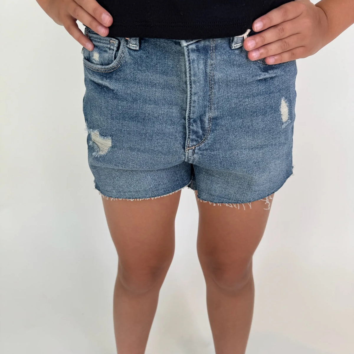 DL1961 Girl Lucy Short Springdale – Vagabond Apparel Boutique
